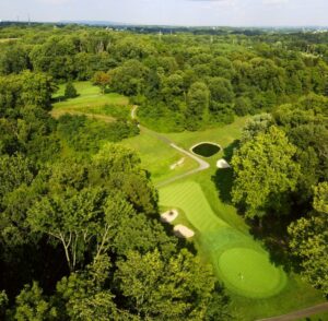 Golf - Meadia Heights Golf Club